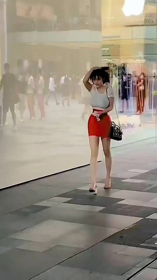 Street bounce | Scrolller