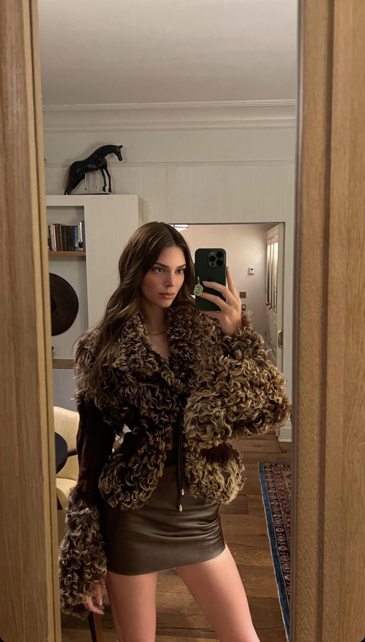 such a baddie | Scrolller