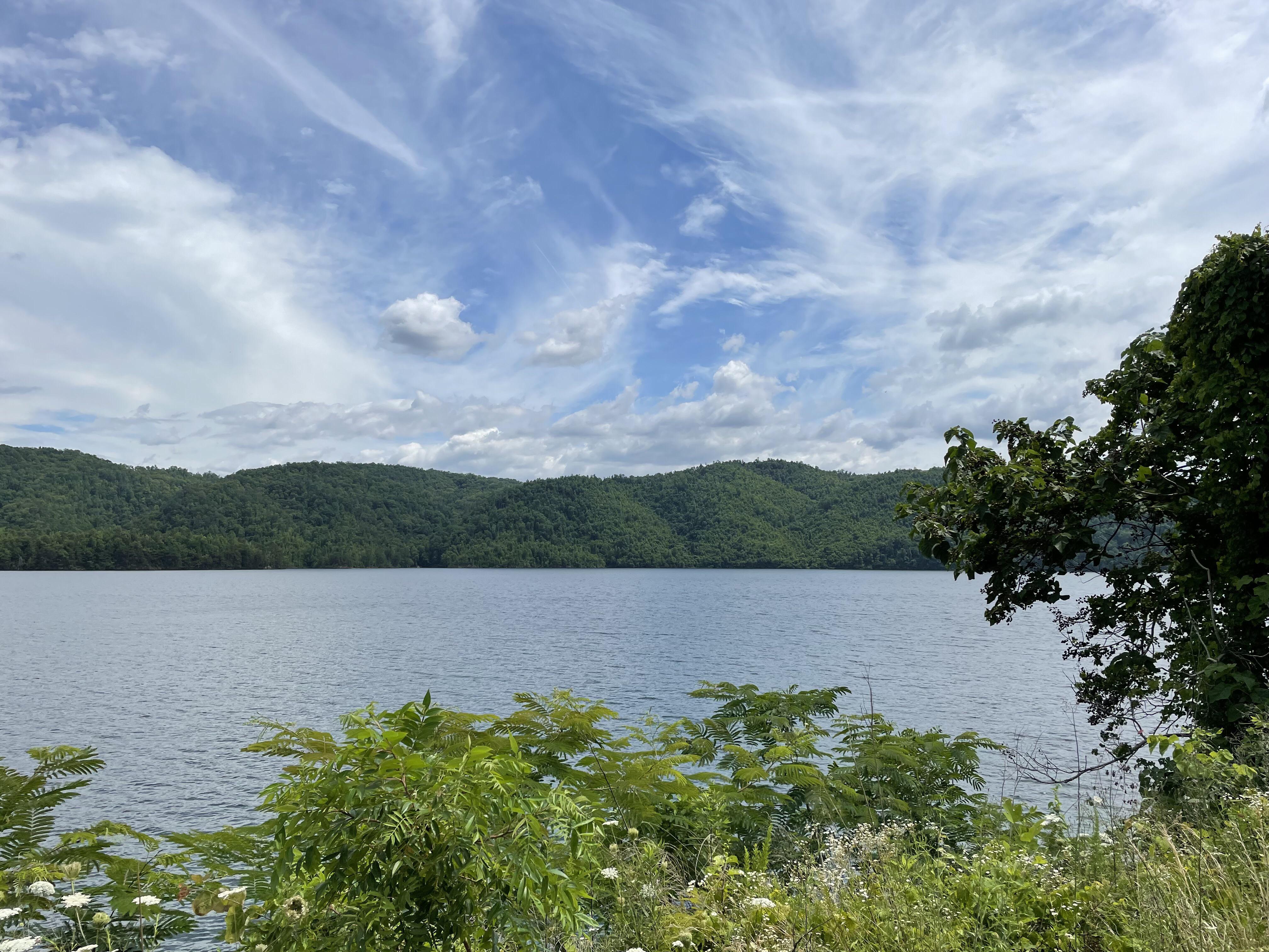 Summer Day On An Eastern Tennessee Lake | Scrolller