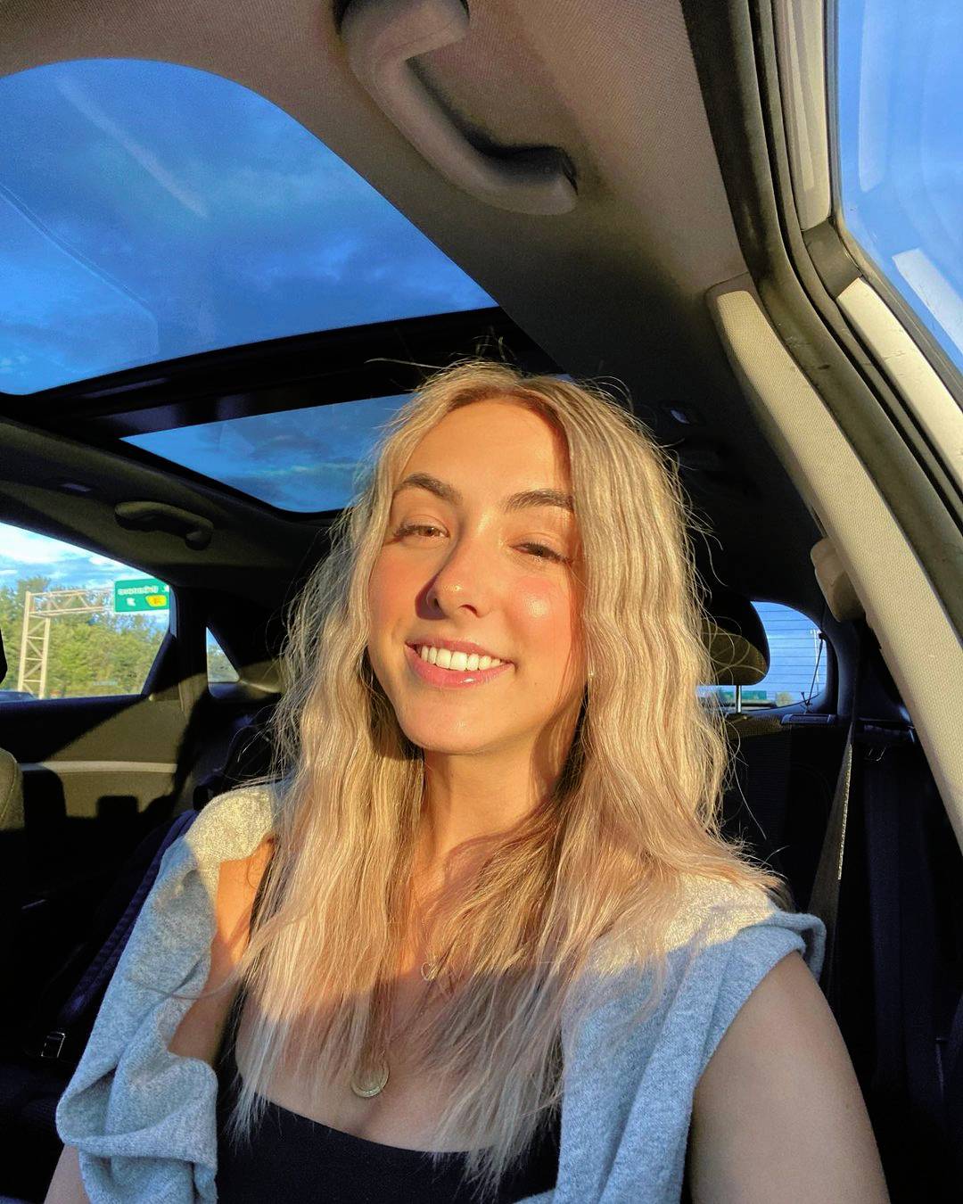 Sun Kissed Scrolller