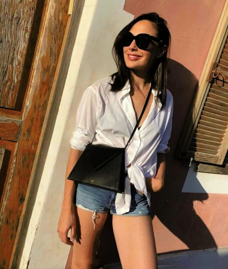 Sunny day | Scrolller