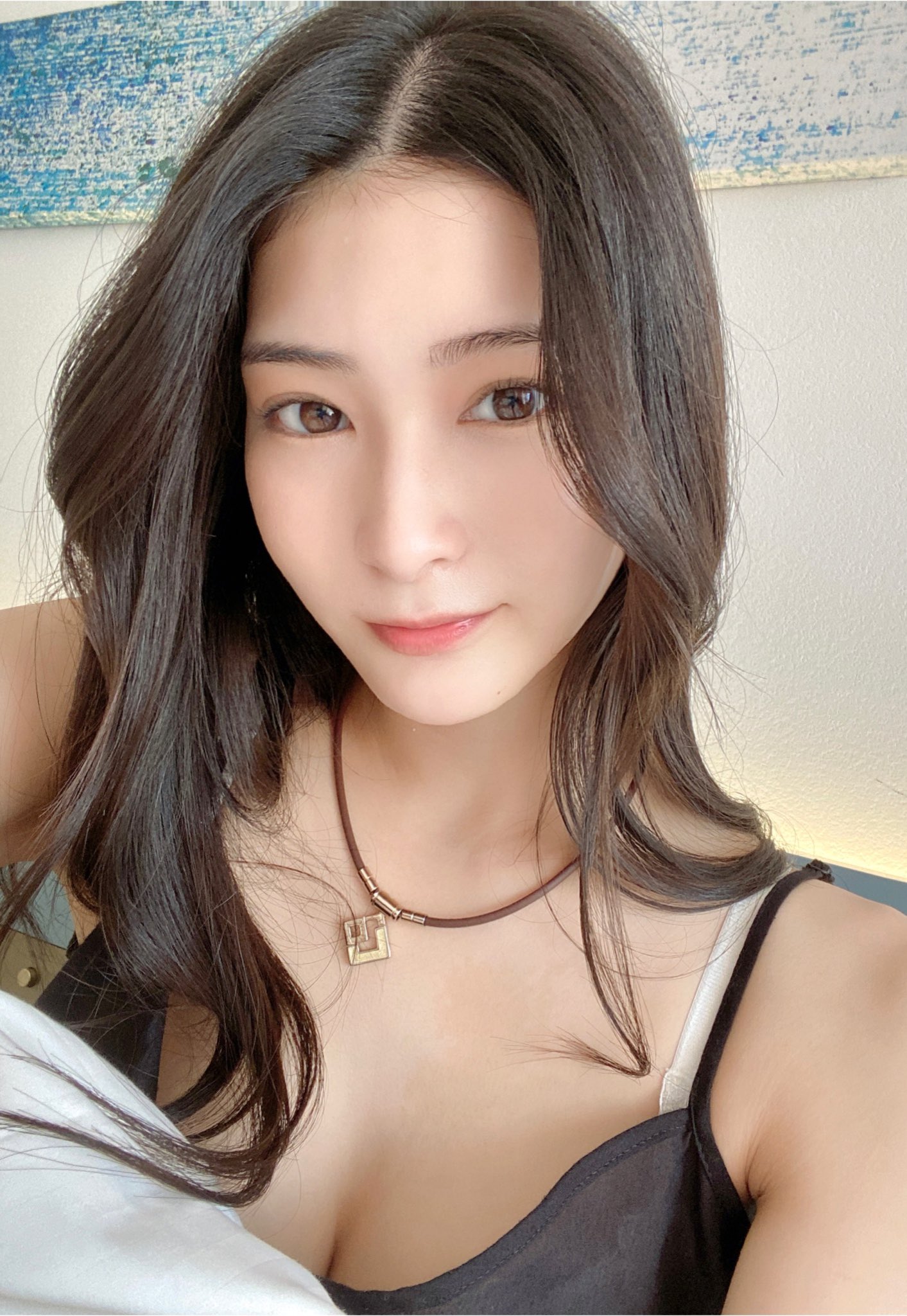 Suzu Honjo | Scrolller