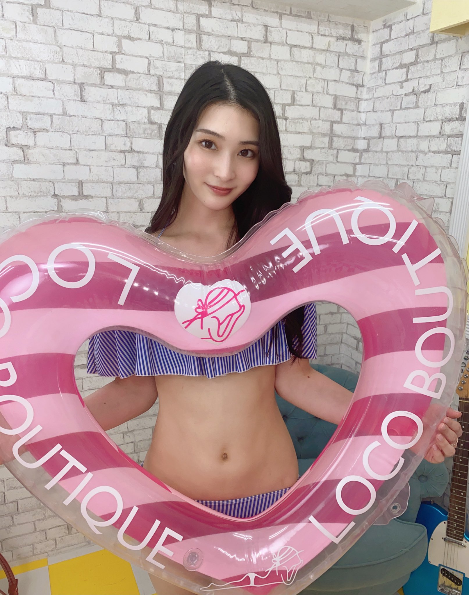 Suzu Honjo | Scrolller