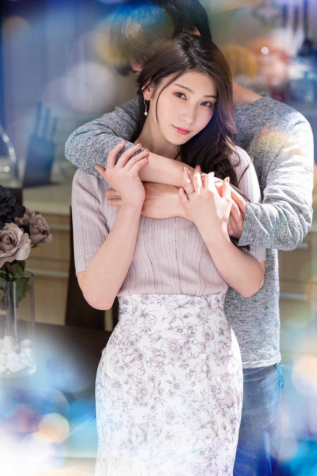 Suzu Honjo Scrolller