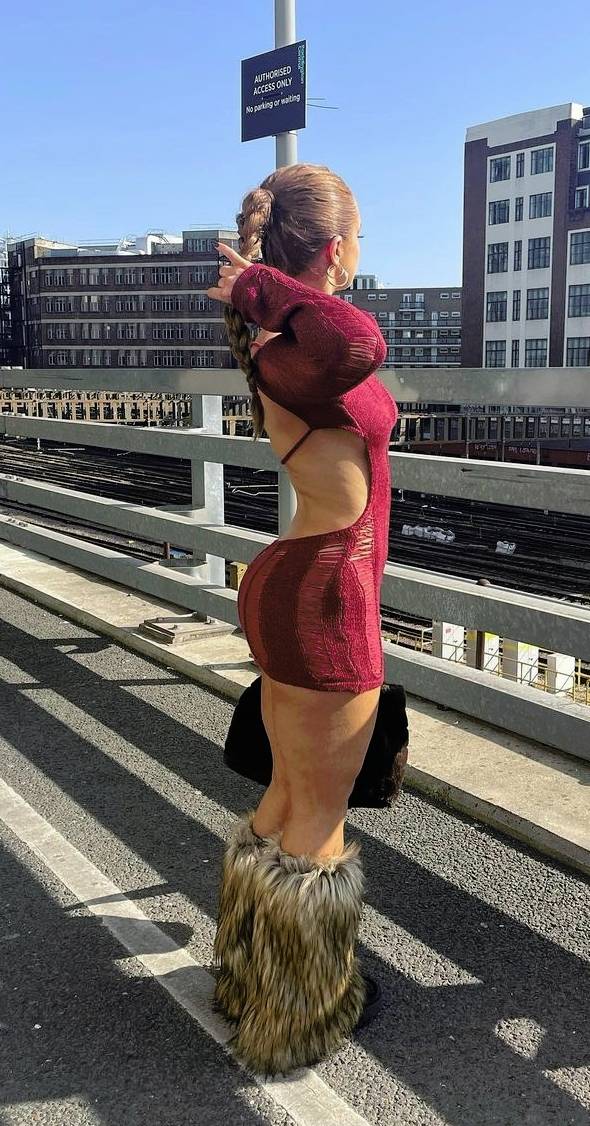 sweet lord 🙌 | Scrolller