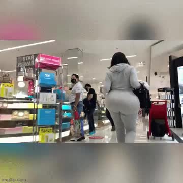 Swollen Butt in the Dept. Store | Scrolller
