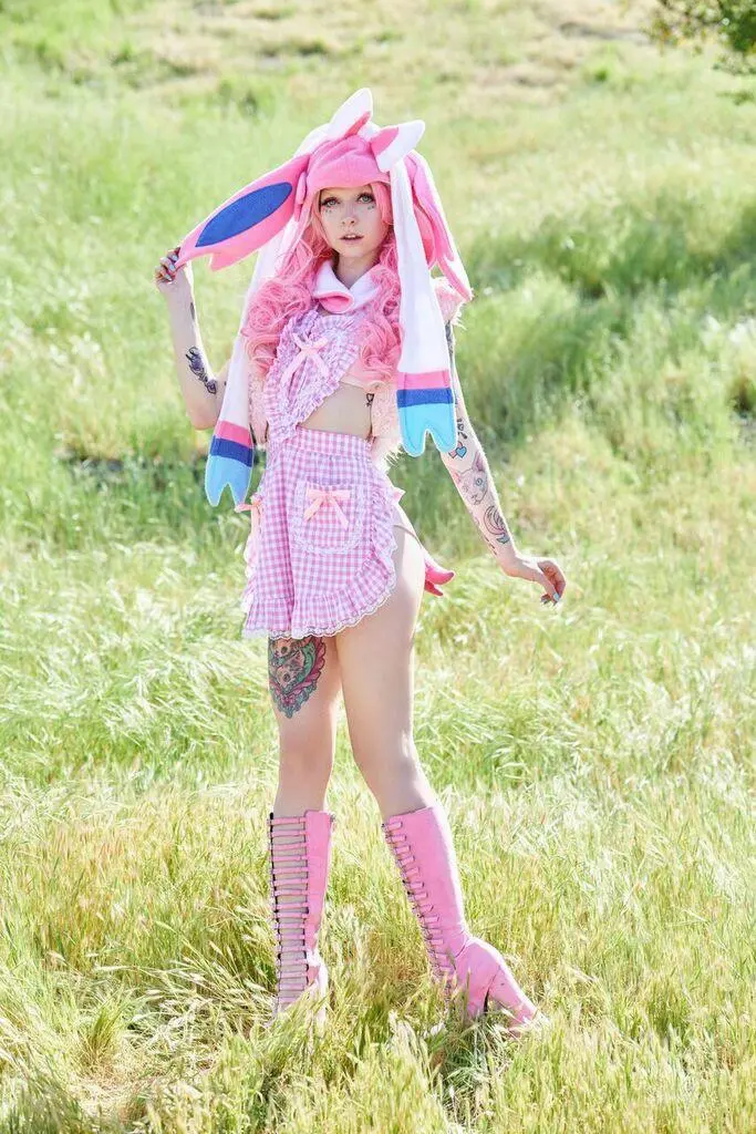 Discover More Like Adorableneongirls Sylveon [x Post] And Related Content Scrolller