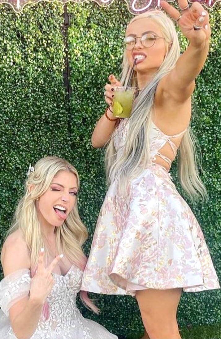 Tag team Champions! 😍 | Scrolller