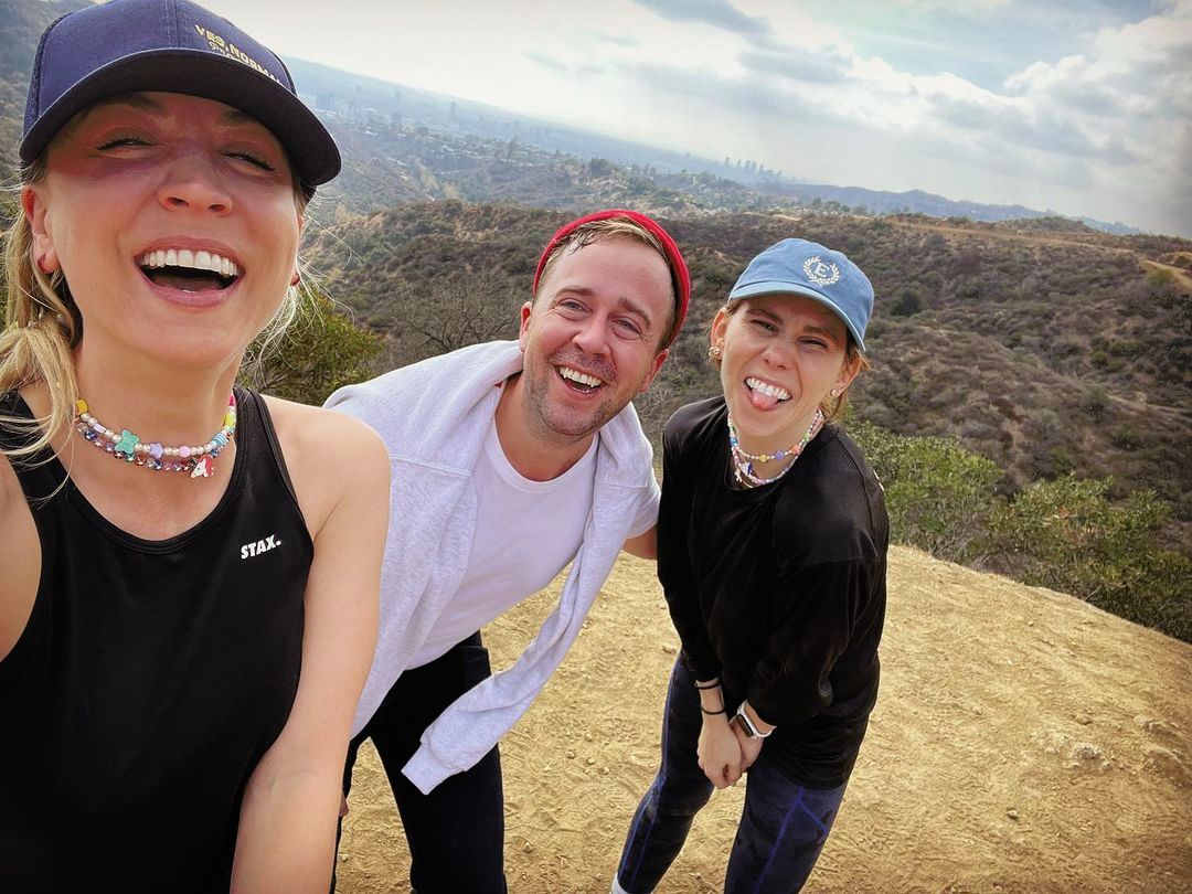 Taking a break from filming | Scrolller