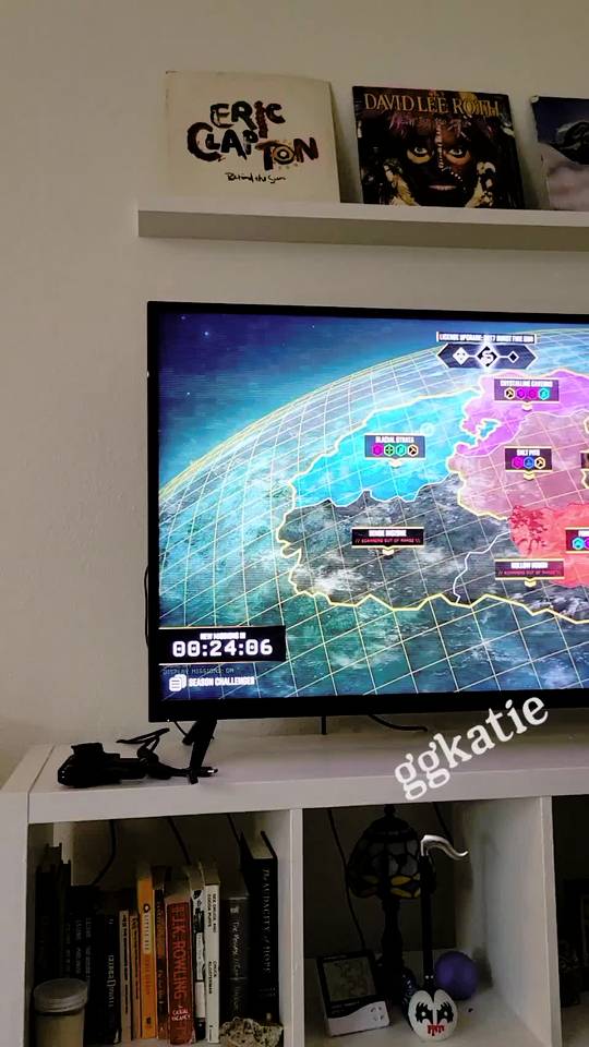 Taking a break from rock and stone to give you a bone | Scrolller