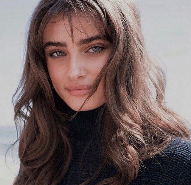 Taylor Hill | Scrolller