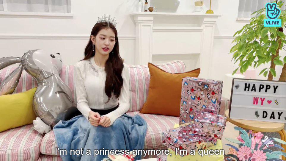 Teach our legal queen who really rules over her | Scrolller