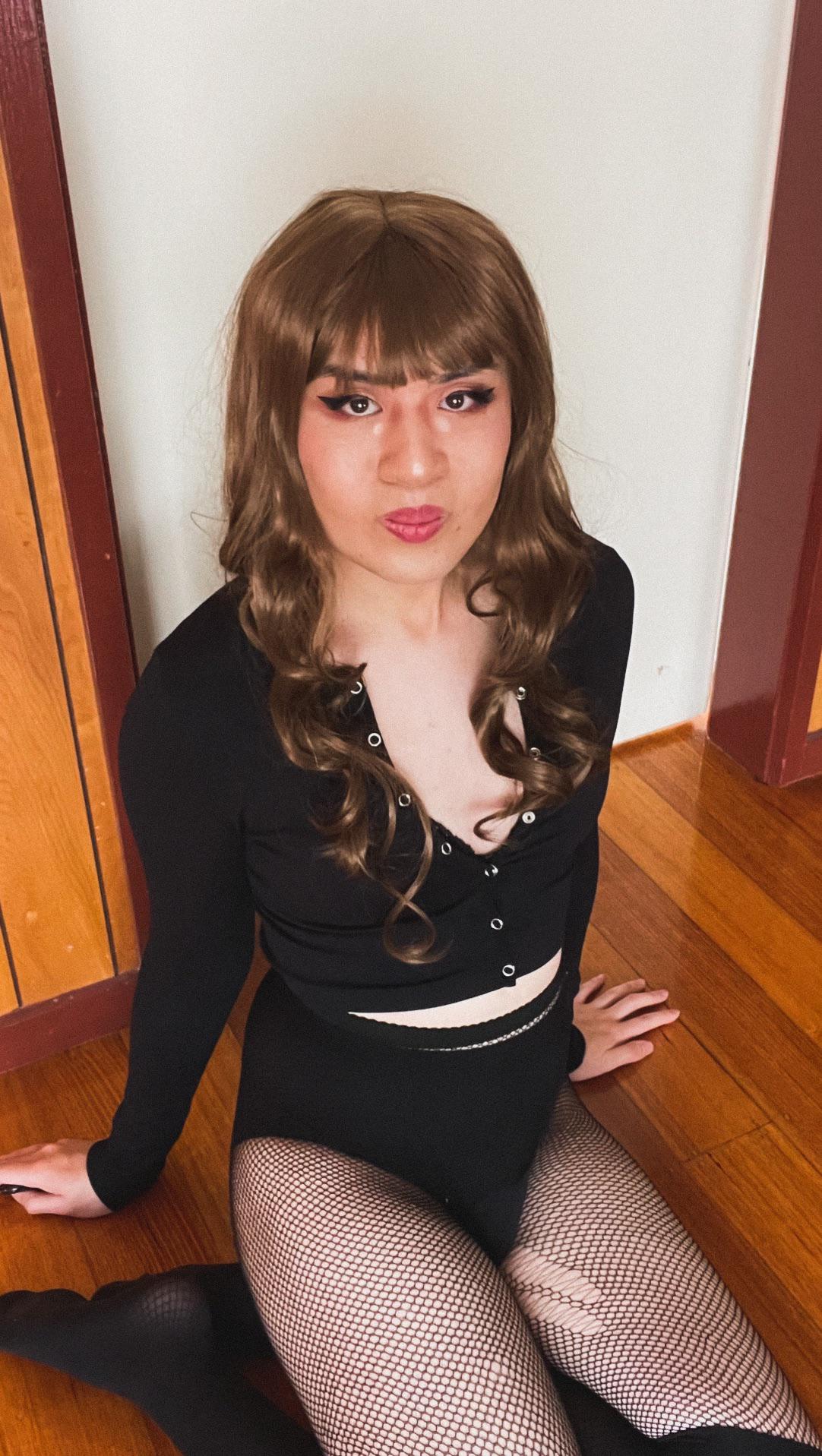 teasing too much? | Scrolller