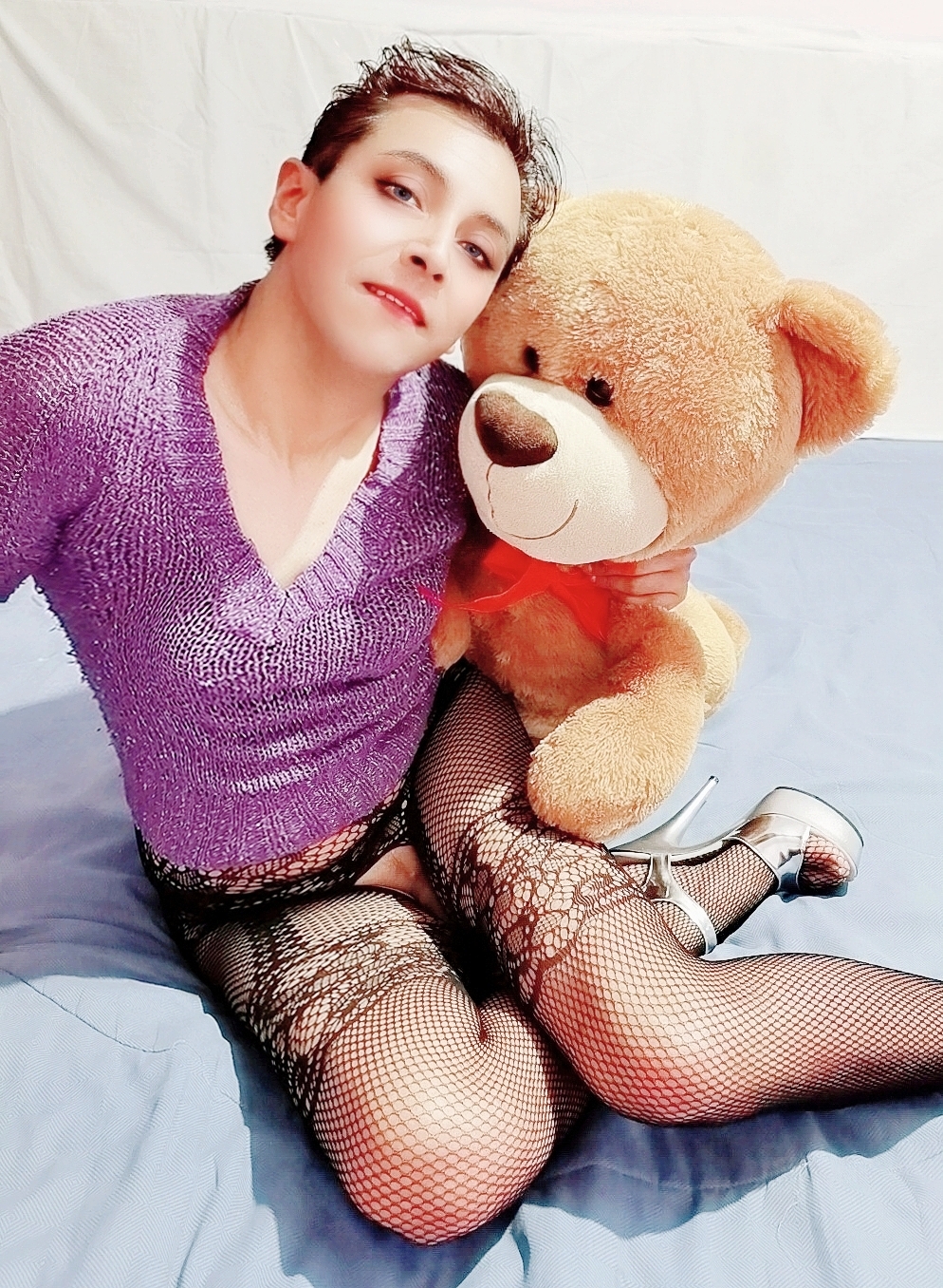 Teddy and Lizzy | Scrolller