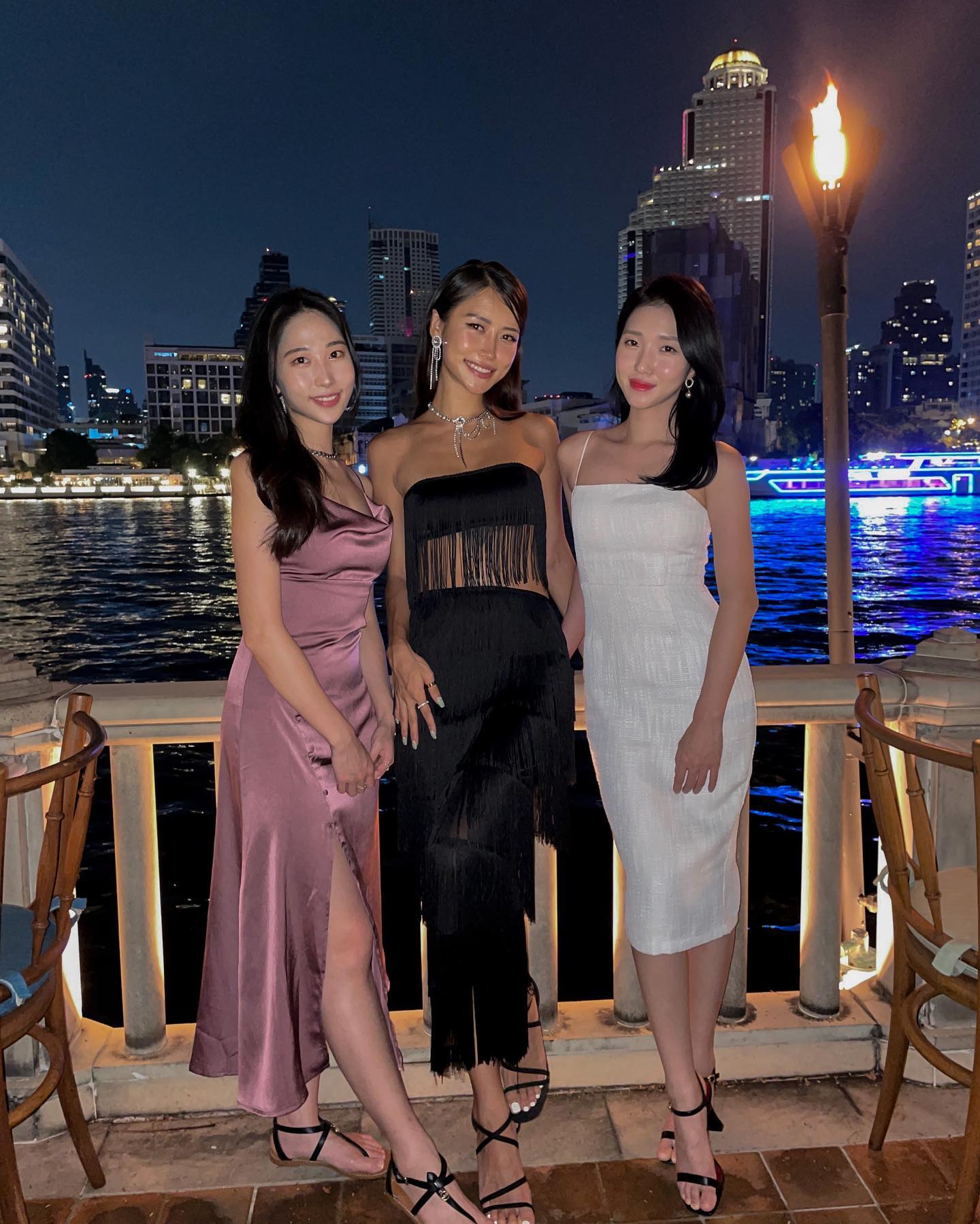 Thai gals | Scrolller