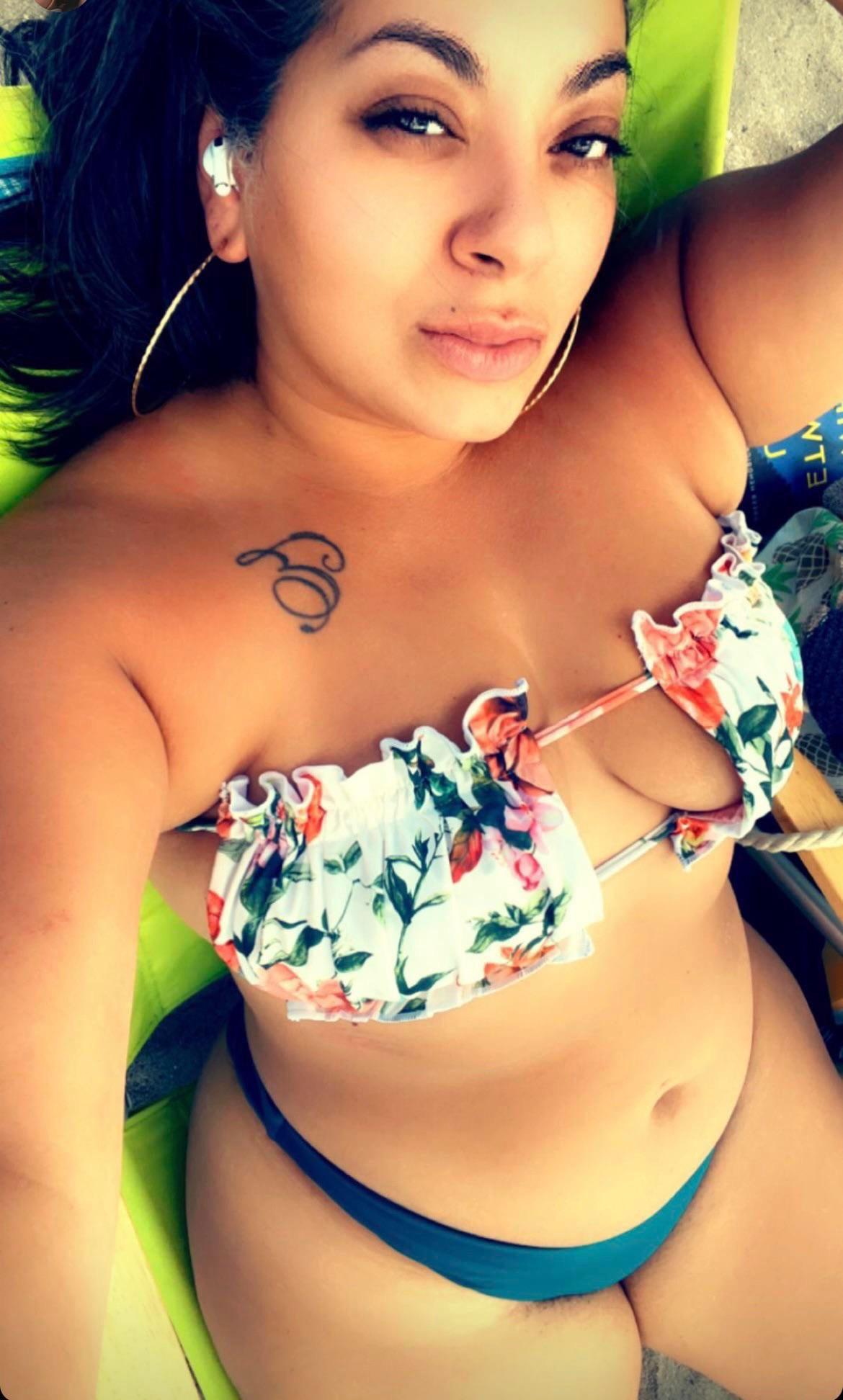 That natural Latina thickness. | Scrolller