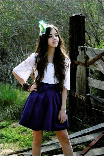 Thats a big bow | Scrolller