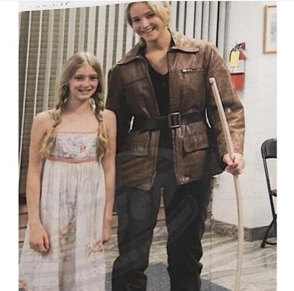 The Hunger Games BTS - ft. Willow Shields | Scrolller