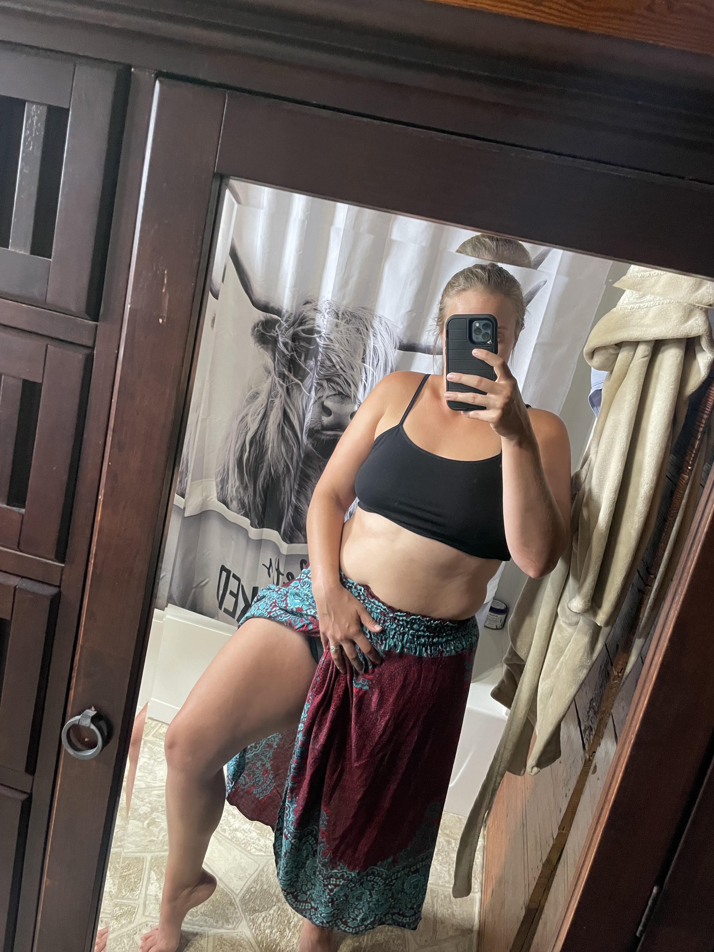 The naughty side of me is whispering forget the underwear | Scrolller