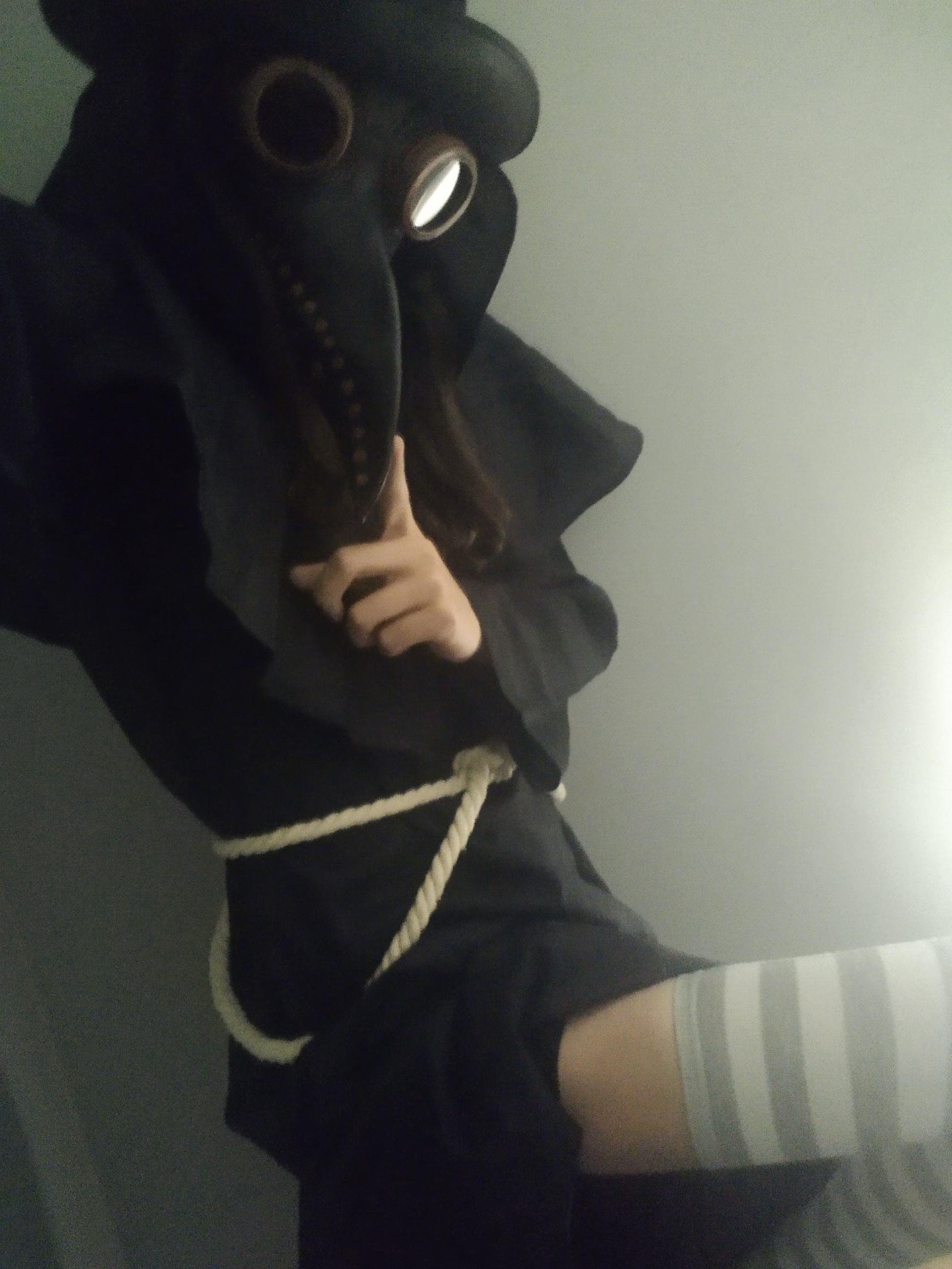 The thighs are the cure | Scrolller