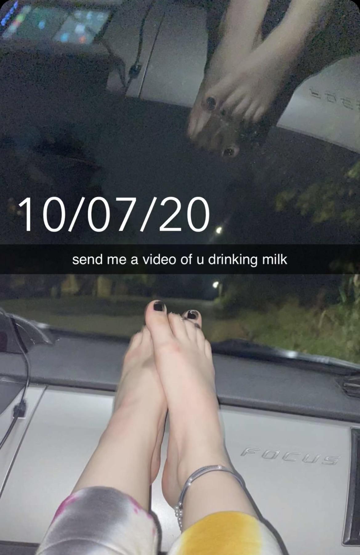 There you go feet people | Scrolller