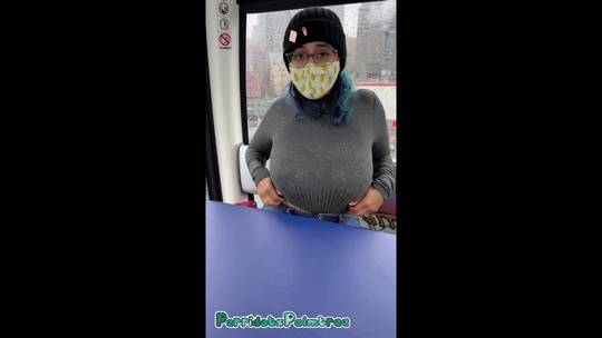 There's a 30 percent chance that it's already raining 🌧️ (OC) [f] | Scrolller