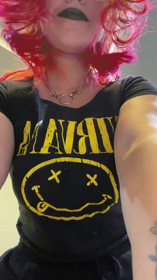 they are natural, bouncy with big nipples, perfect for sucking them | Scrolller