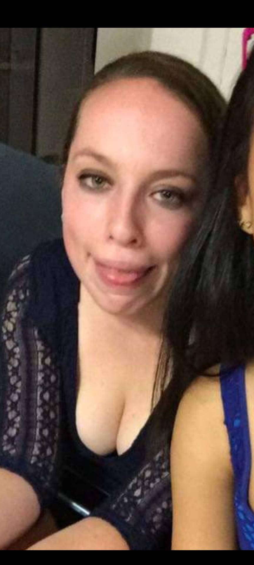 they do be hangin | Scrolller