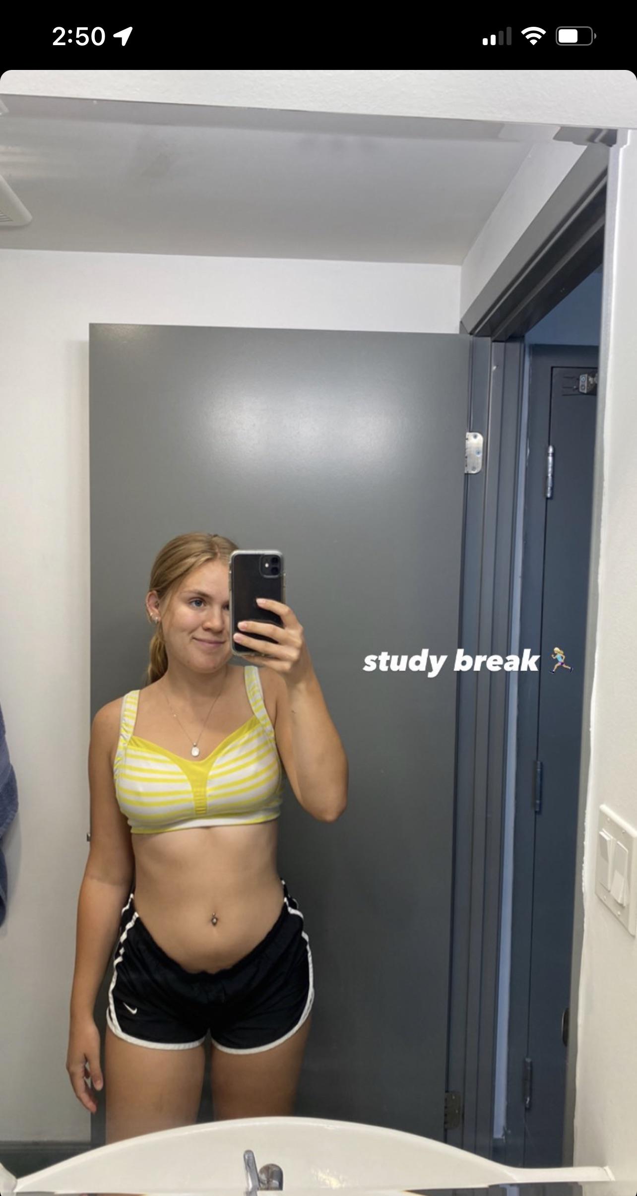 Thicc girl with pokey nips on IG | Scrolller