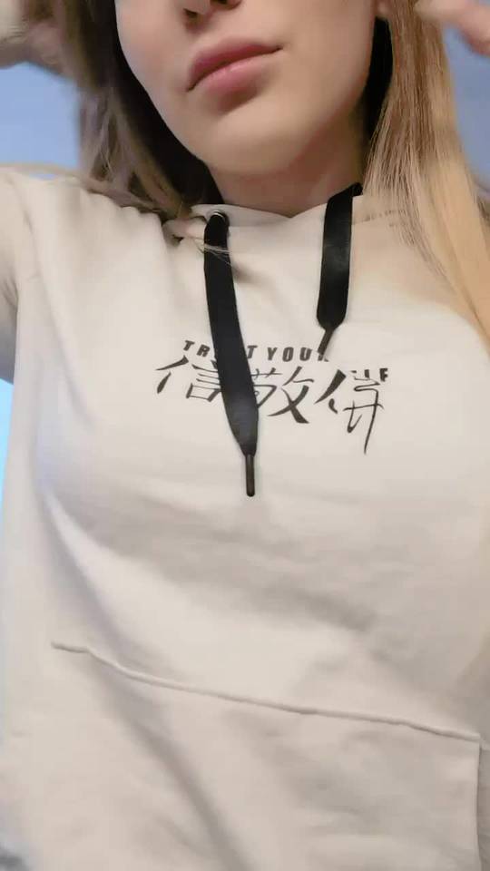 This is my application for a date with u | Scrolller