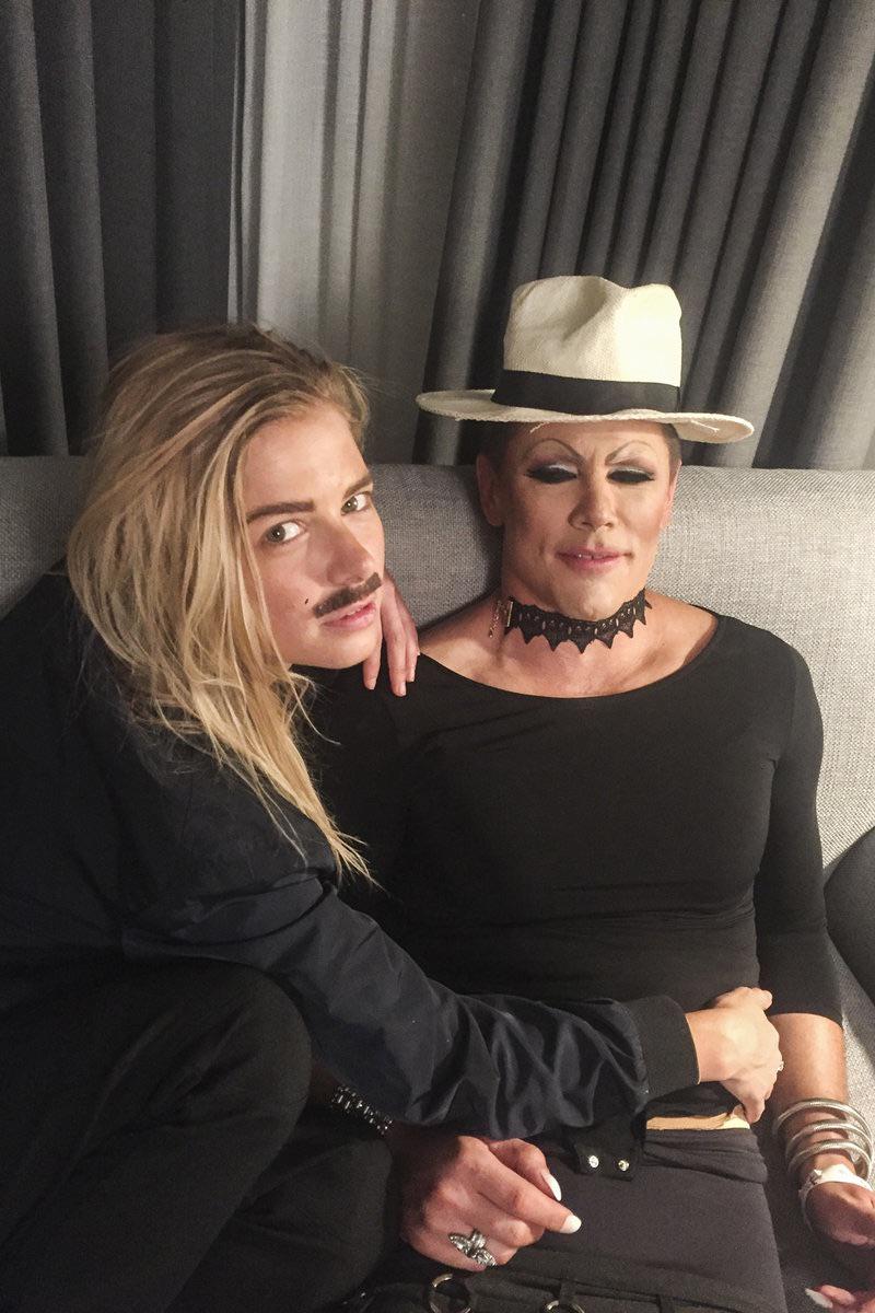 this pic is perfectly busted | Scrolller