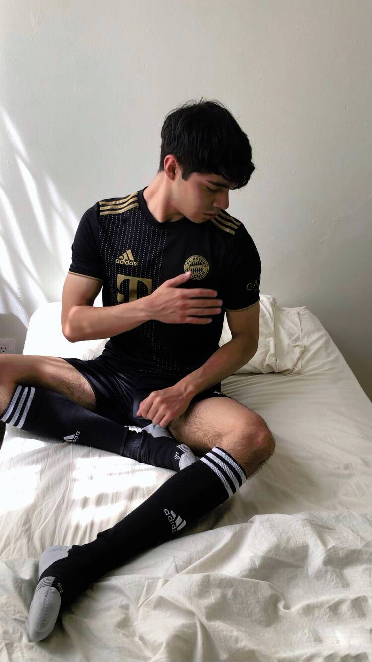 This uniform stays tidy… | Scrolller