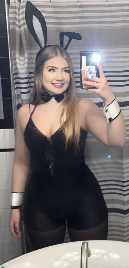 Thoughts on her? | Scrolller