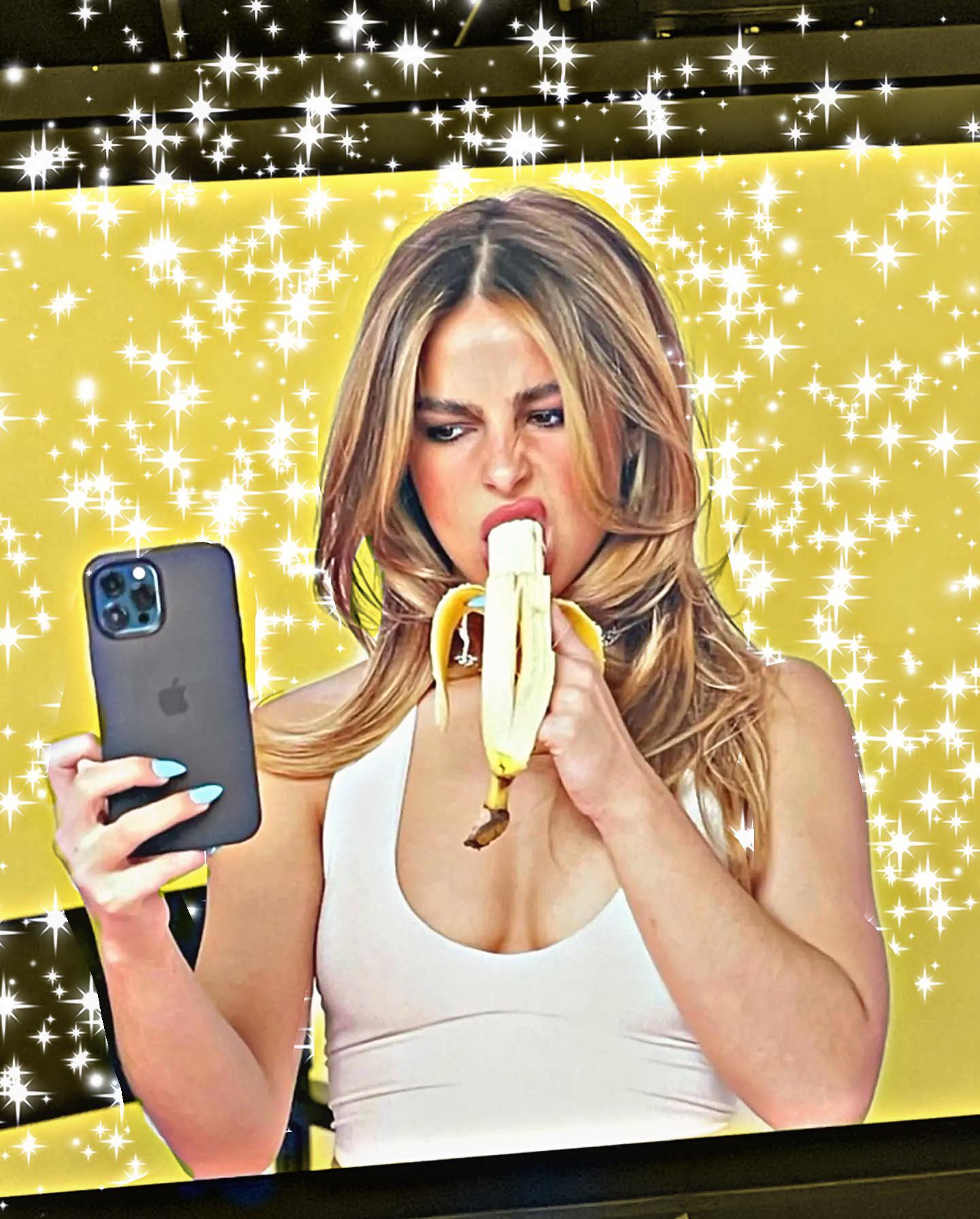 Thumbs up? | Scrolller