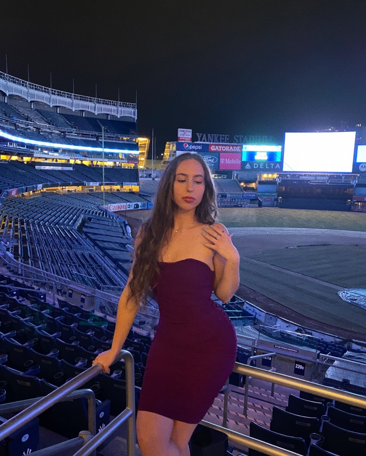 Tight fit | Scrolller