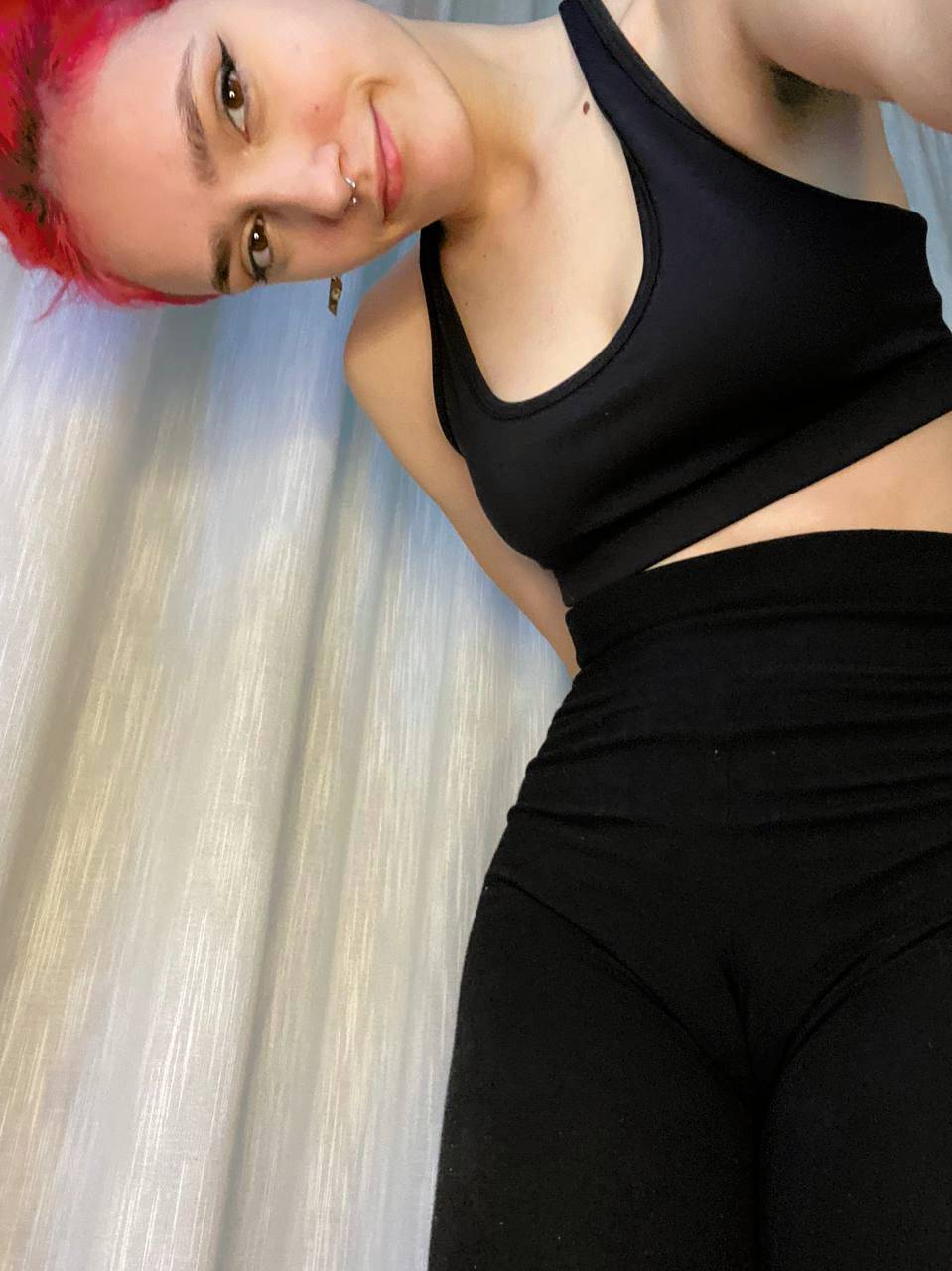 tight leggins hehe | Scrolller