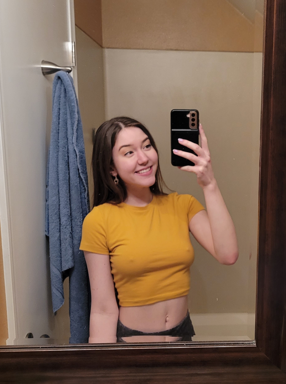 Tight Shirts Are The Best Scrolller