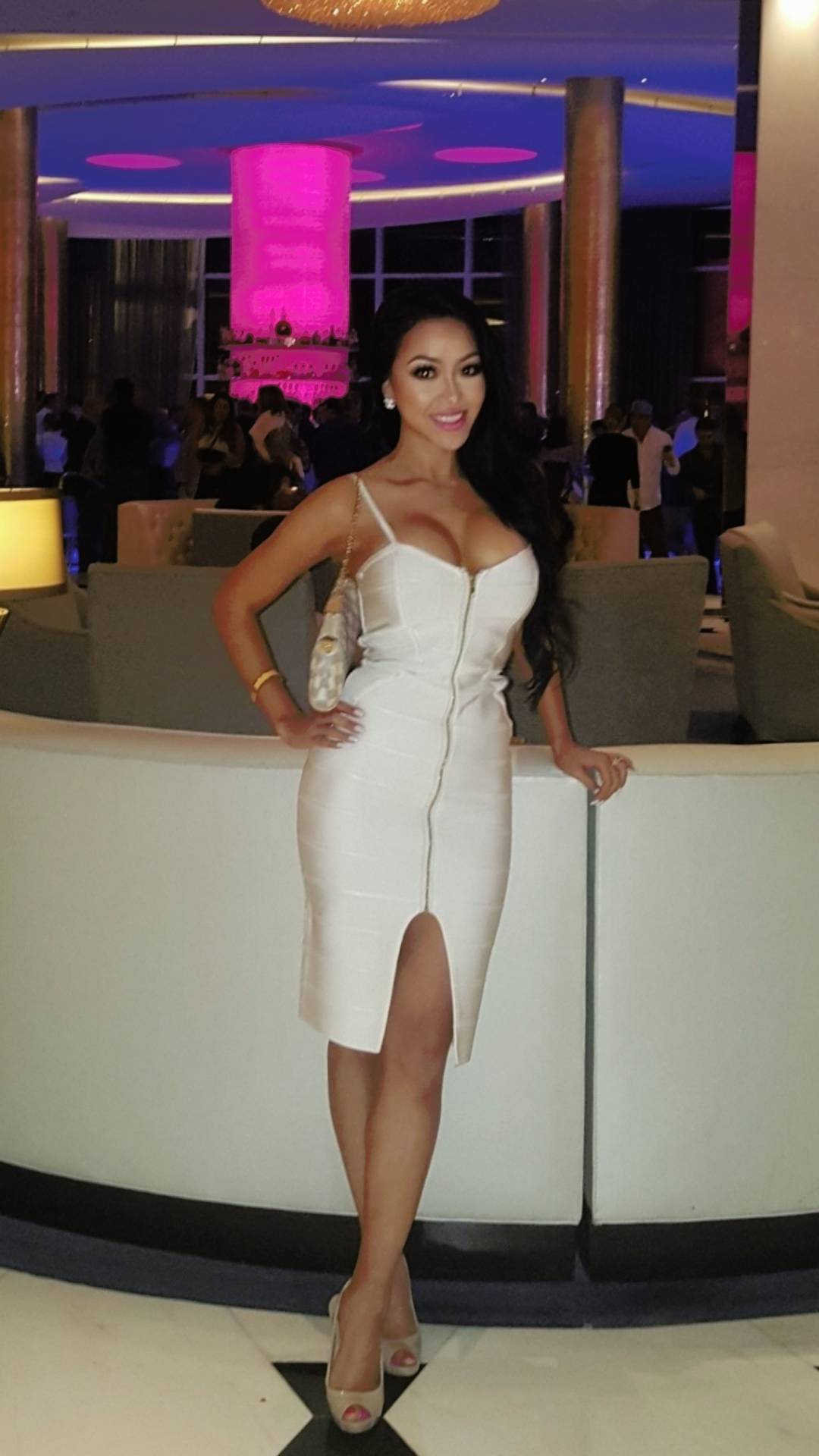 Tight White Bandage Dress 💋 Scrolller