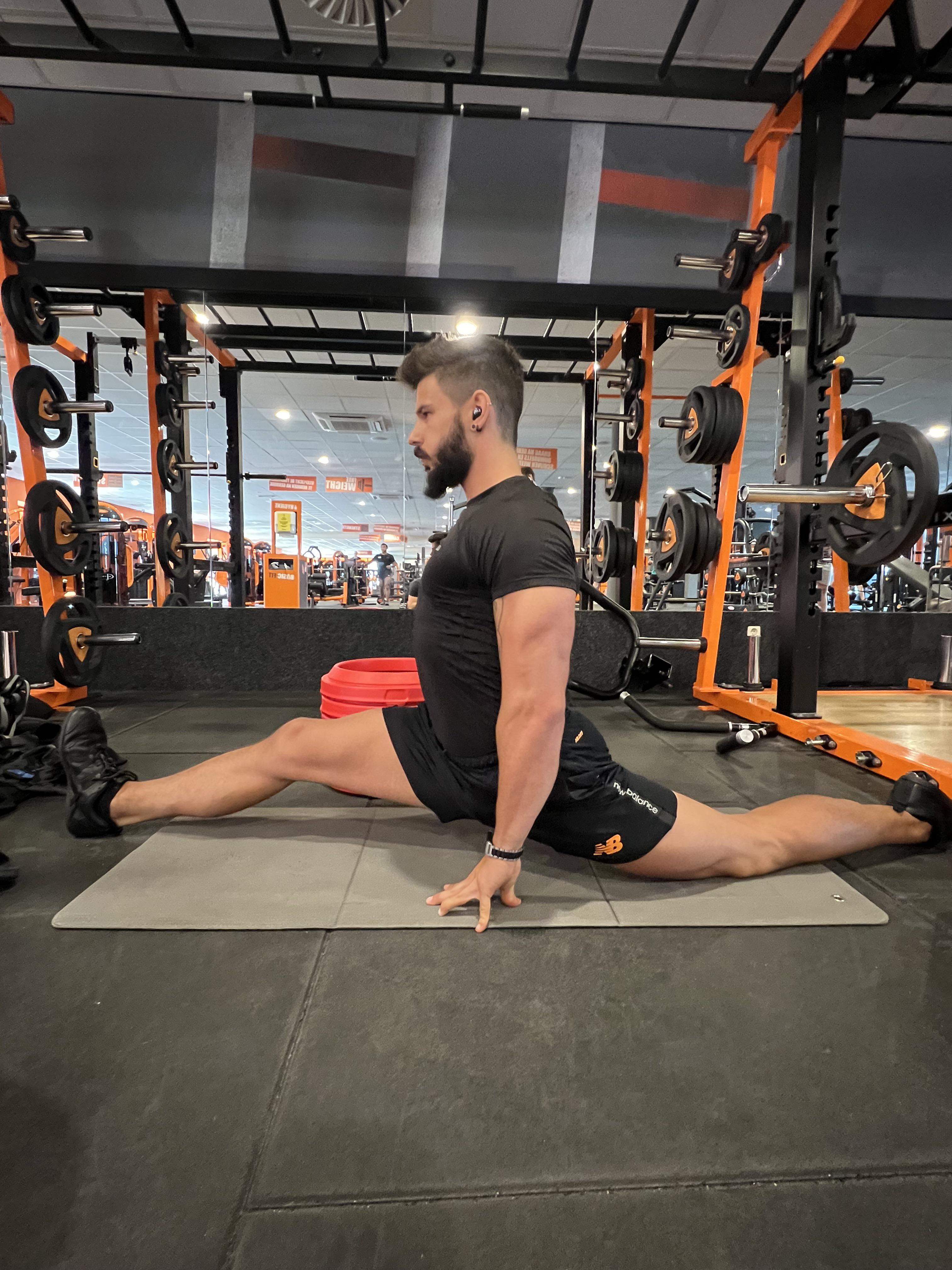 Tips for the final few inches? Hamstring is tight around the inside of my knee.. | Scrolller