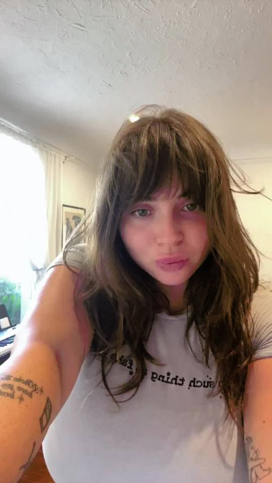 Titfuck material | Scrolller