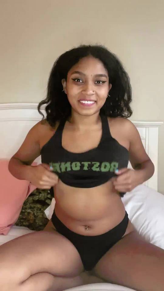 they’re not the biggest but they still want your cum | Scrolller