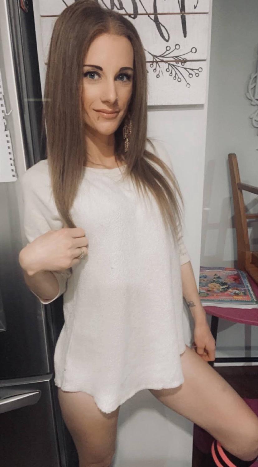 Touch me without using your hands ;) | Scrolller