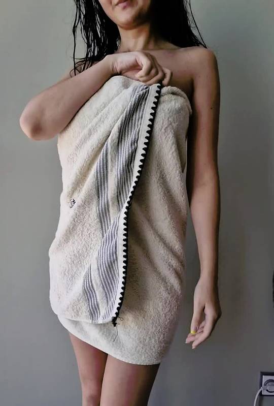 Towel drop right after my shower! reveal | Scrolller