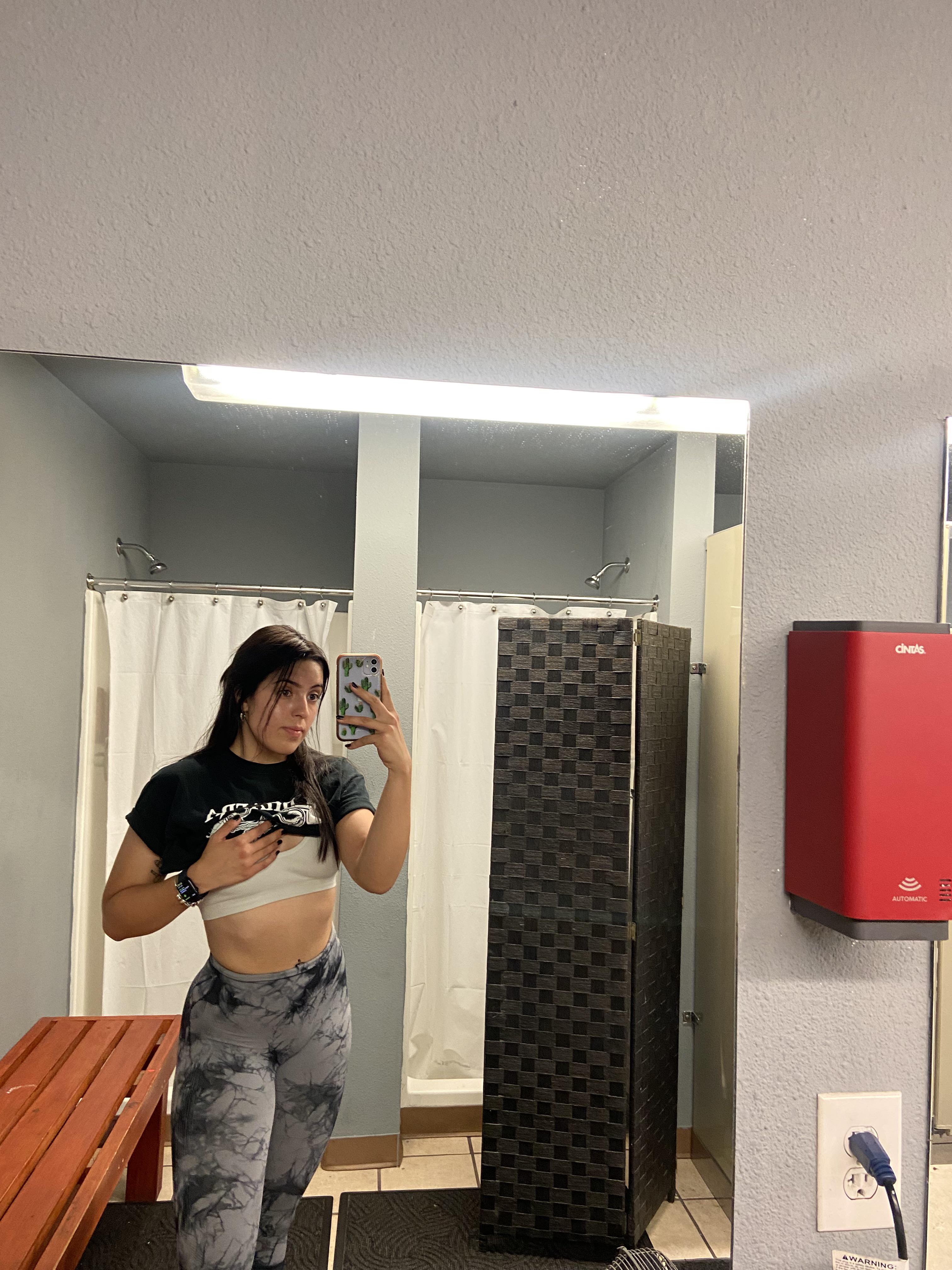 Training sesh done, cardio next | Scrolller