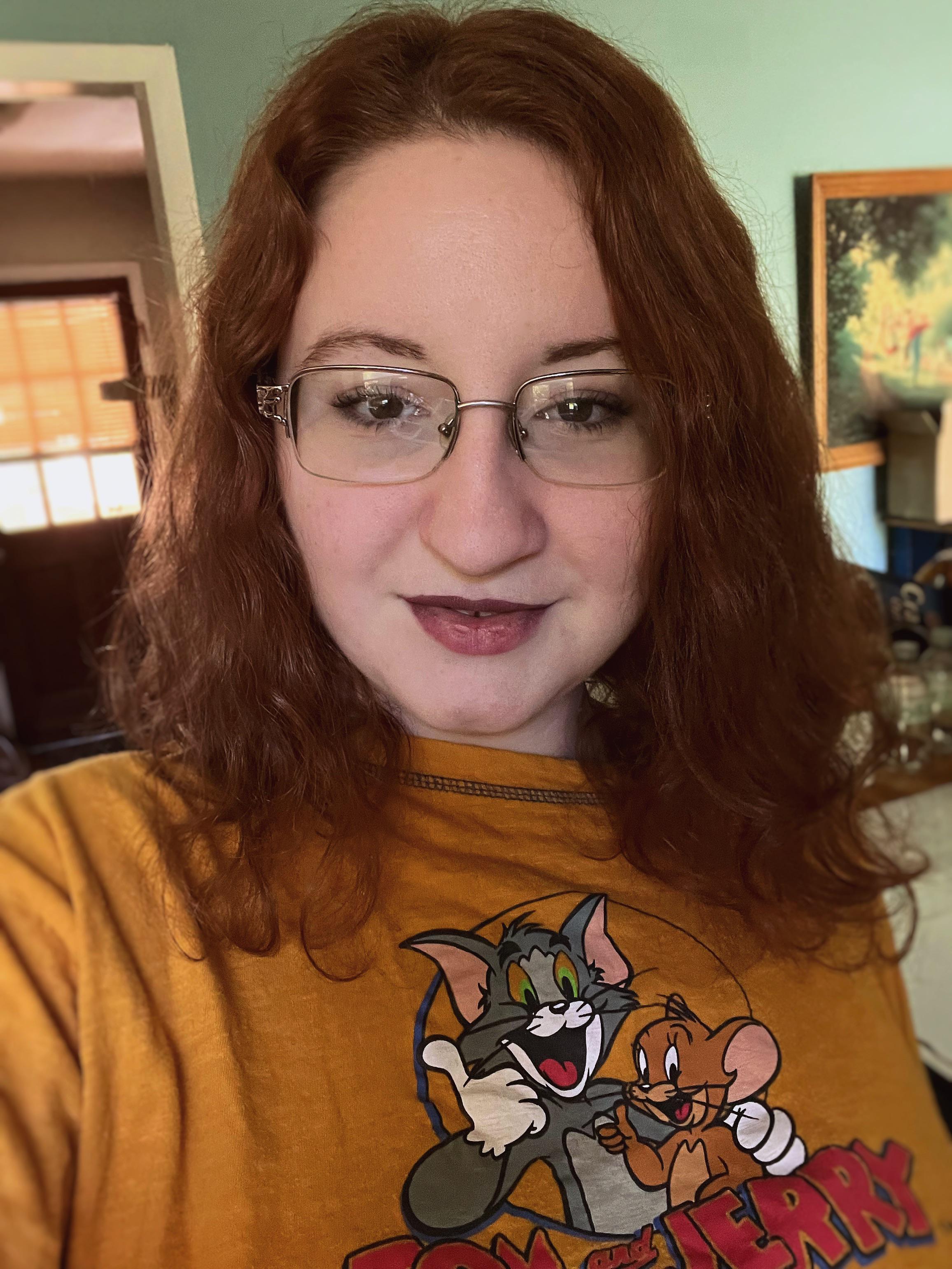 Trying some new makeup styles for fall! Is it working? (26F) | Scrolller