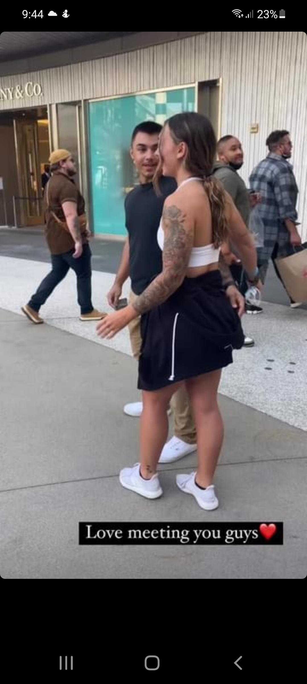 Tryna cop a feel? | Scrolller