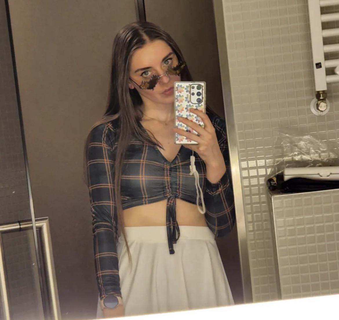 TwitchCon post from IG | Scrolller