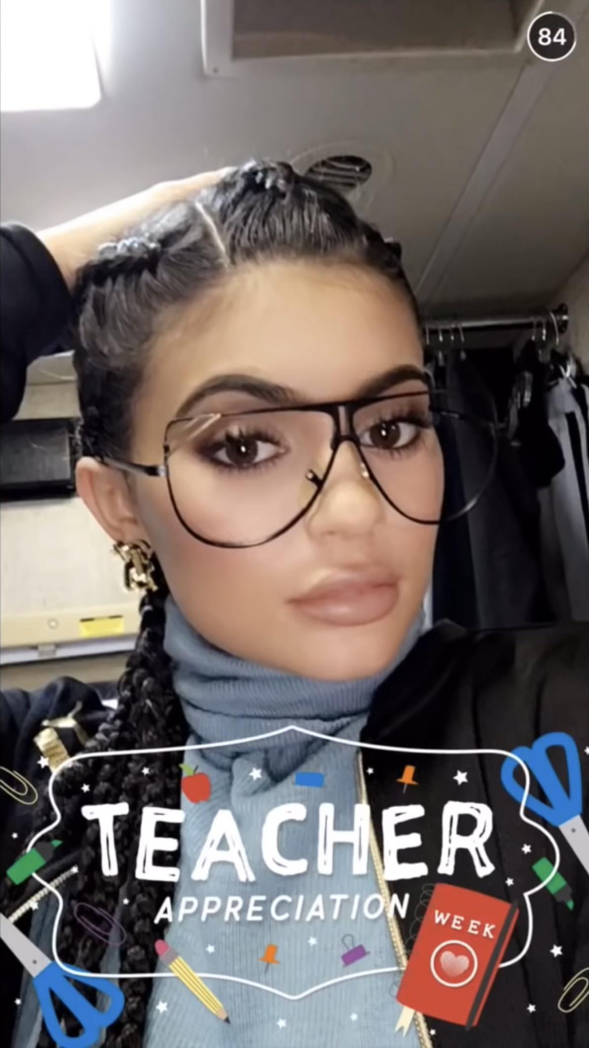 underrated look with glasses | Scrolller