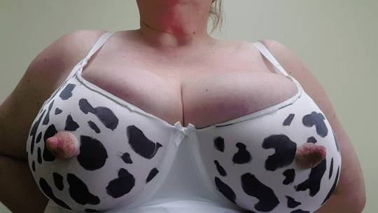 Unloaded udders | Scrolller