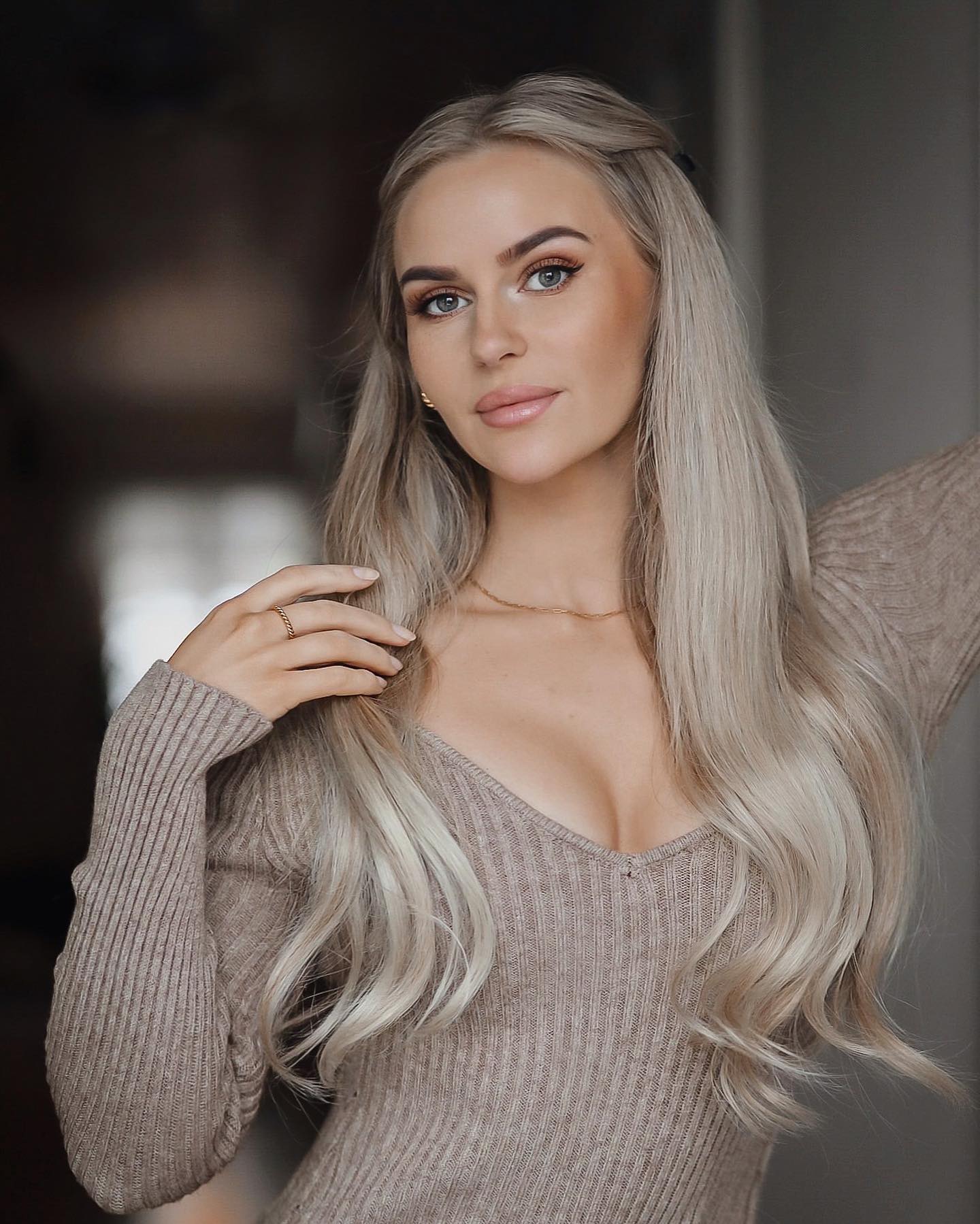 "Up close" | Scrolller